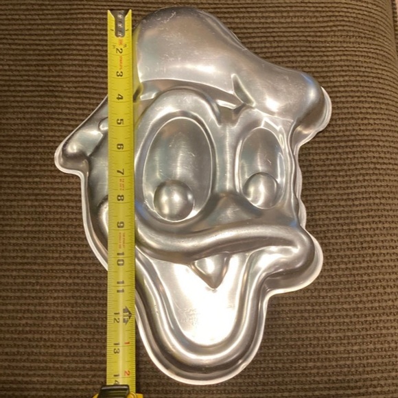 Wilton | Kitchen | Vintage Wilton Donald Duck Cake Pan | Poshmark